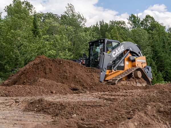CASE Launches New Minotaur DL550 Compact Dozer Loader | Supply Post - Canada's #1 Heavy ...